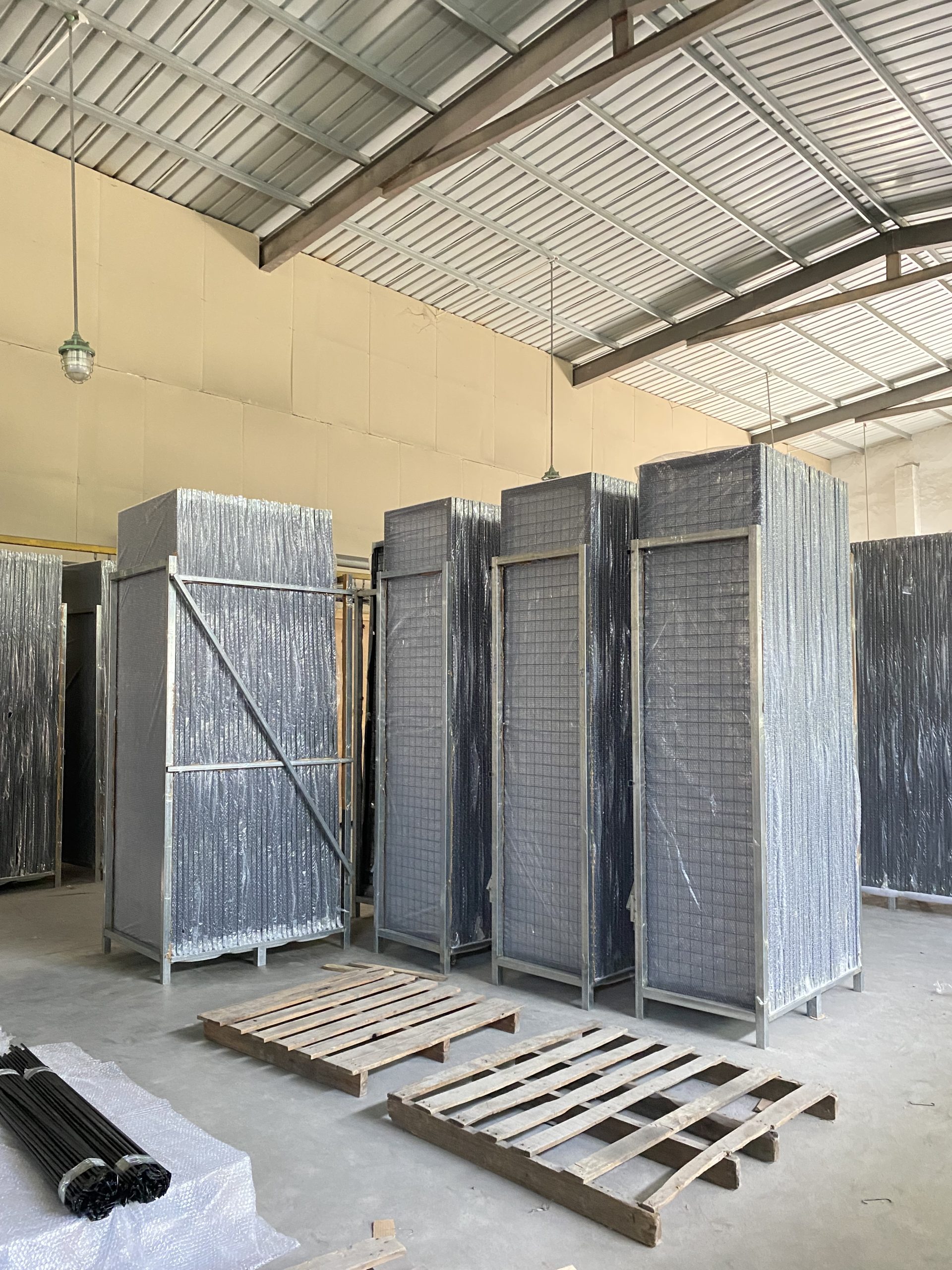 SFS metal mesh locker