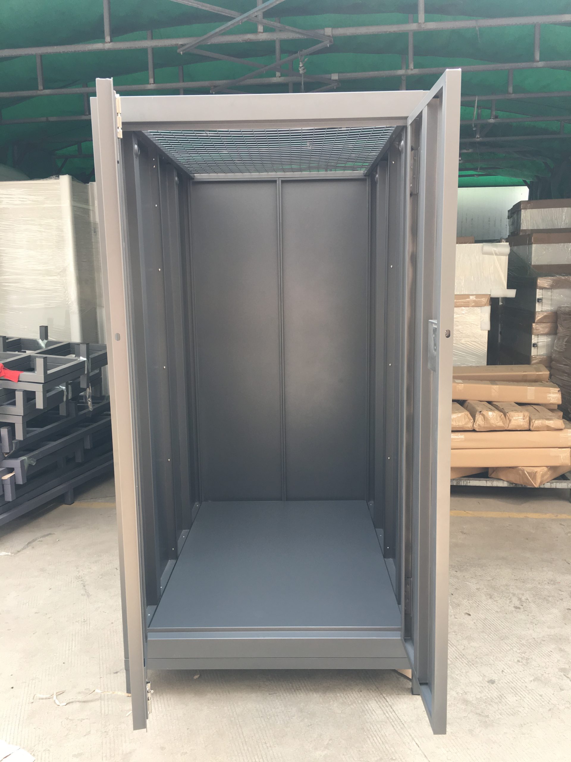 Mini warehouse metal storage locker